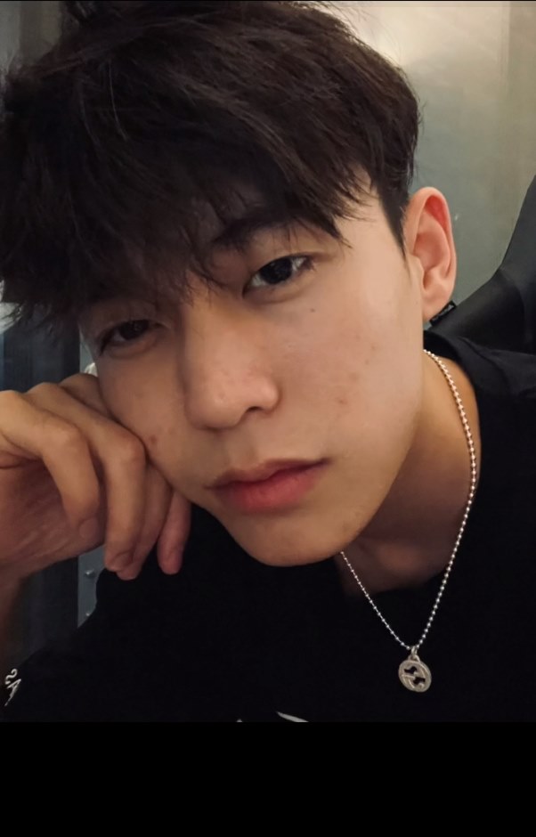 "Rửa mắt" trước nhan sắc hút hồn của nam streamer 2k2, lên livestream ...