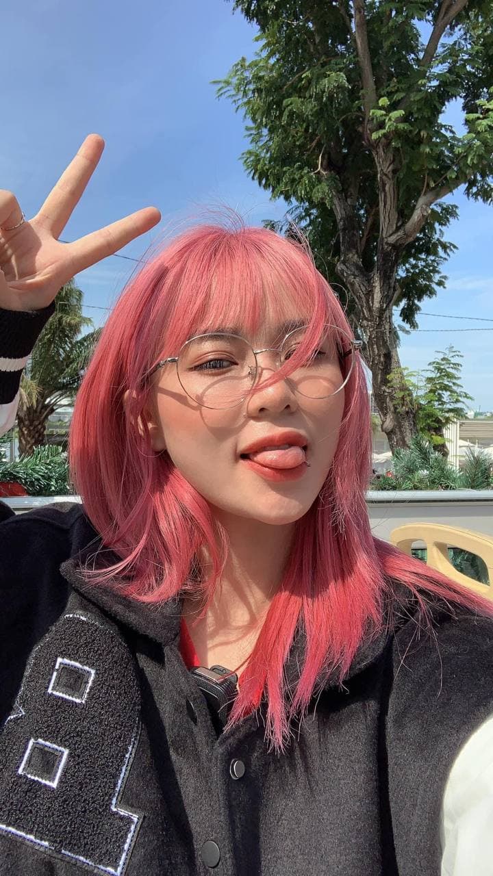 Nữ streamer Việt "đua visual" đón Tết Nhâm Dần, đúng là "tóc không máu ...