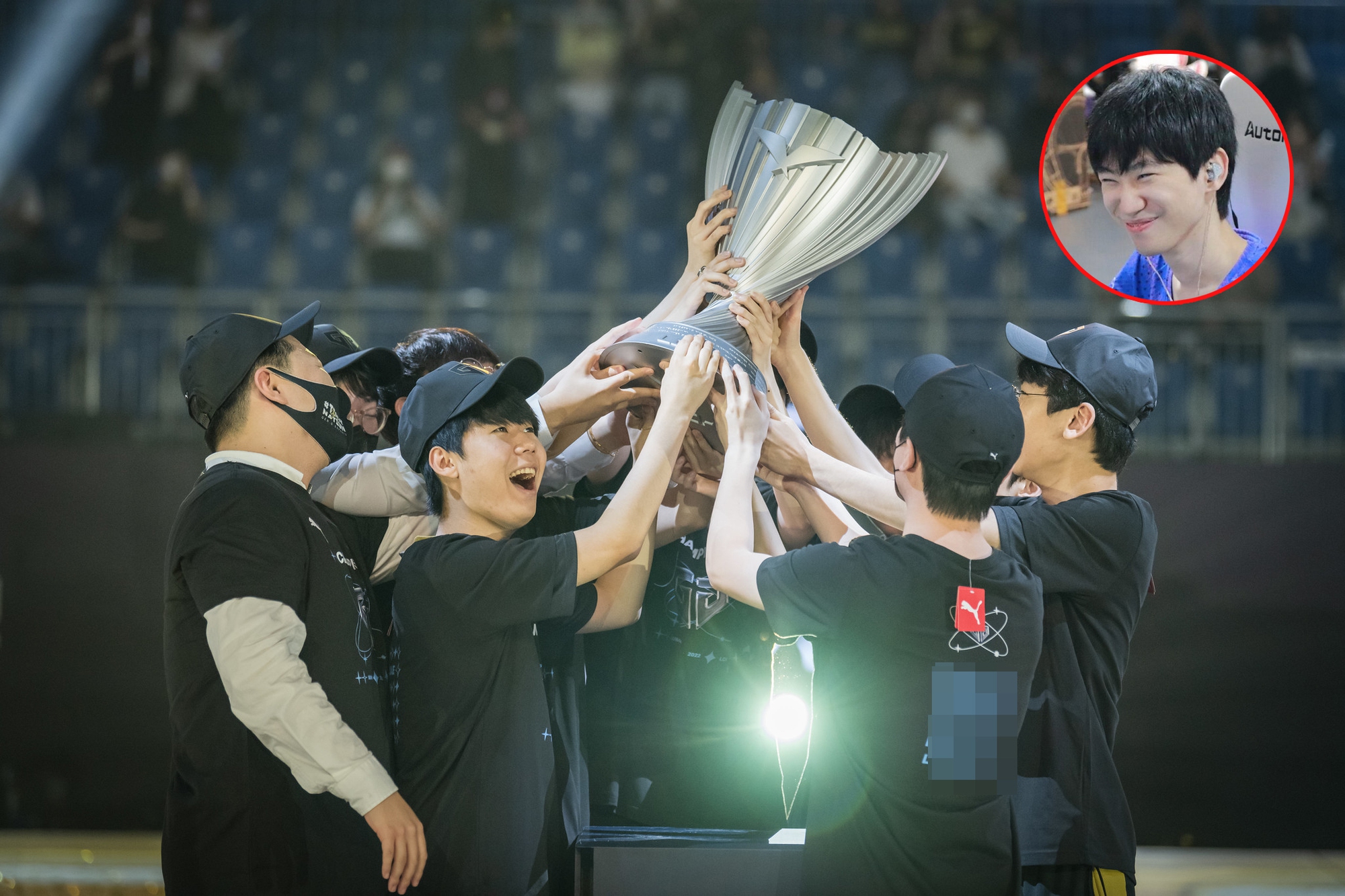 Phát biểu của Doinb về Chung kết thế giới 2022 trở thành chủ đề bàn tán sau trận thua của RNG