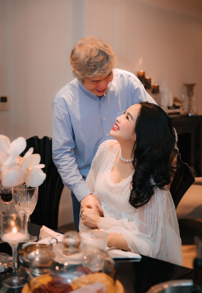 Cuộc sống 4 diva Vbiz: Hà Trần nghi vấn trở lại gây sốt, Hồng Nhung ...