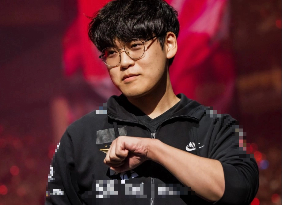 T1 Gumayusi cảm thấy tiếc vì những pha xử lý tốt của mình sẽ không được nhớ tới