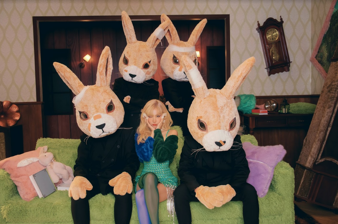 Min ra mắt MV Cà Phê và album 50/50