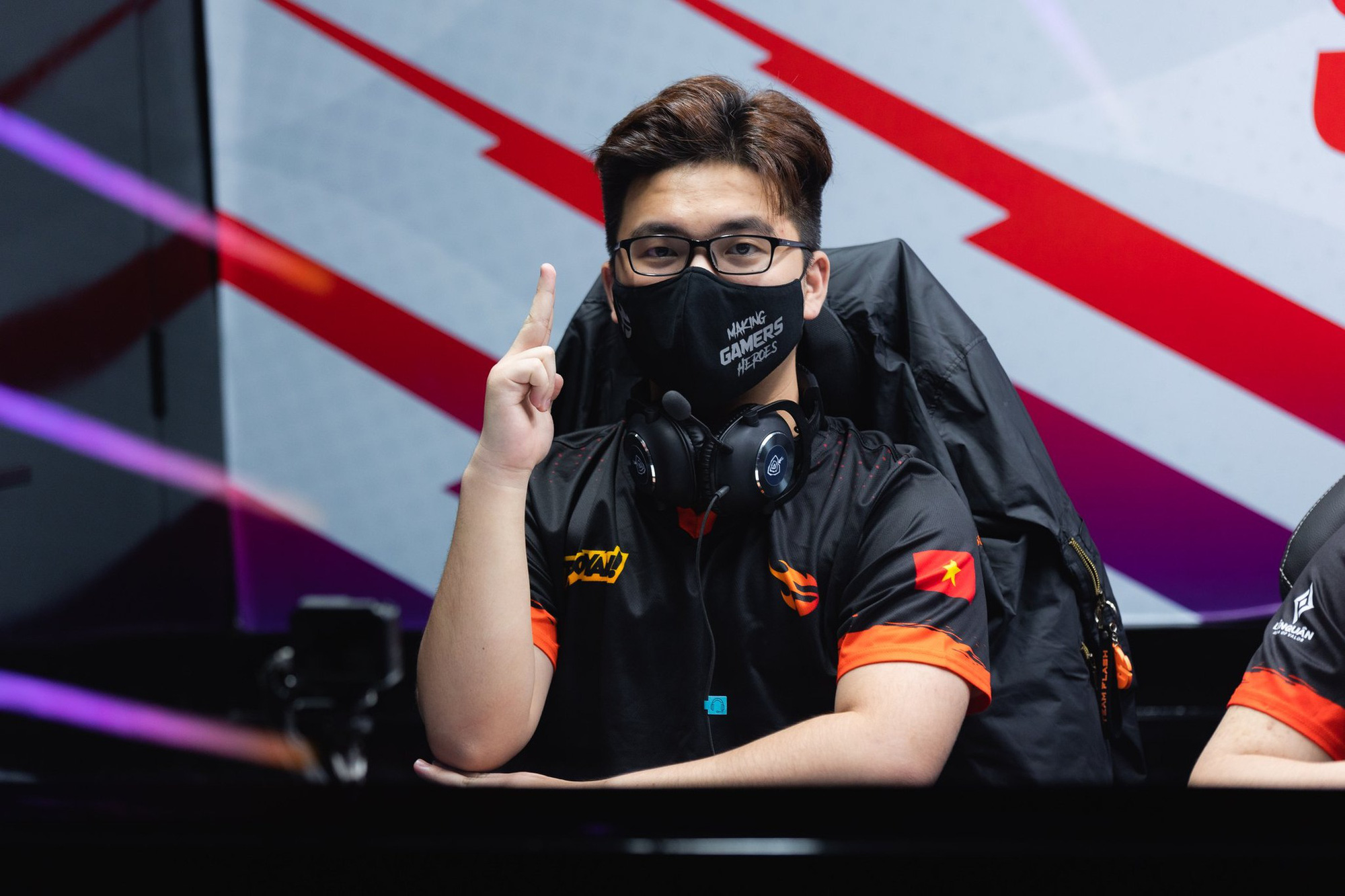 Siêu kinh điển Team Flash vs SGP: ADC "về rừng" và những lý do để ...