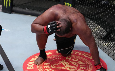 CHRIS BARNETT, tin tức Mới nhất Bị đánh gục bằng đòn đánh phạm quy, võ ...