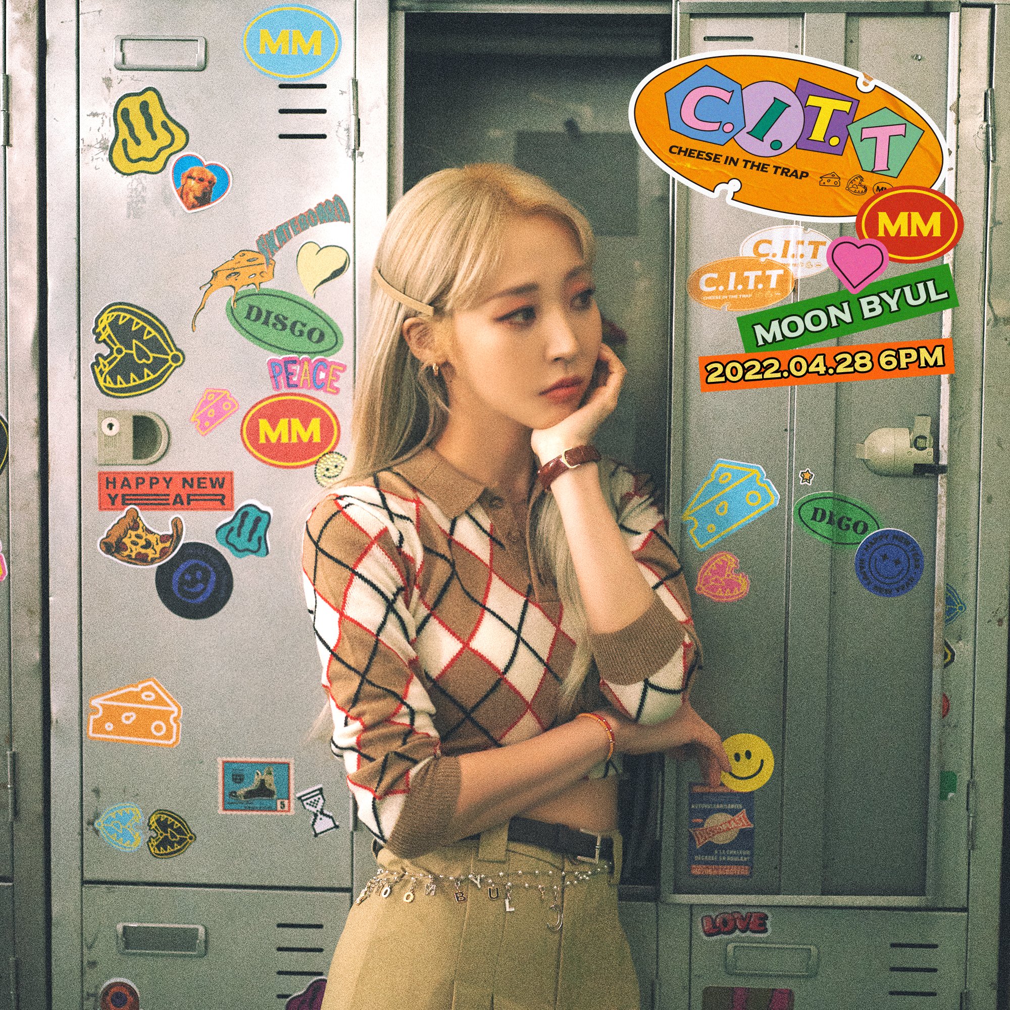 Moonbyul (MAMAMOO) lập kỷ lục mới khi vừa comeback