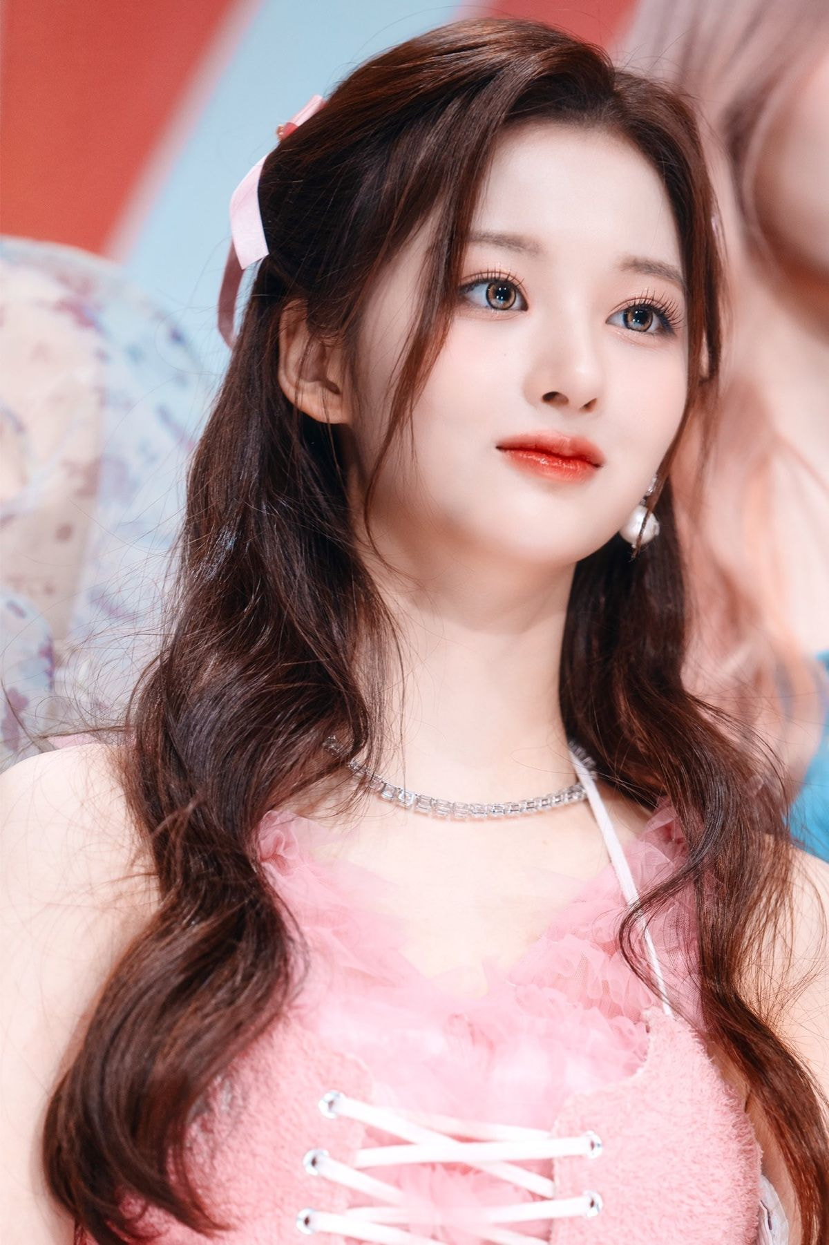 6 nữ idol nổi tiếng nhất năm nay nhờ nhan sắc vô thực: Joy - Winter khí ...