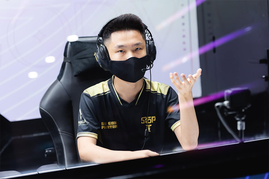 Tròn 1 năm thi đấu chuyên nghiệp, Yiwei có thành tích khủng đến thế nào?