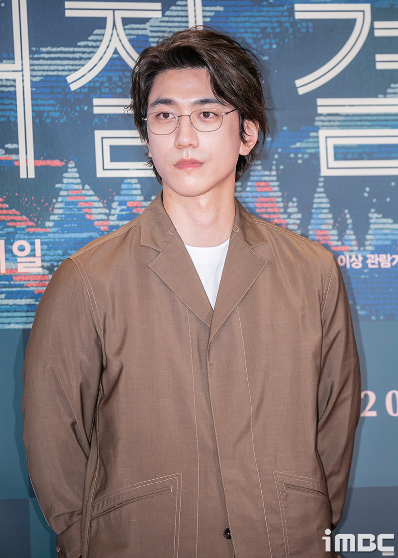 Siêu sự kiện quy tụ 30 sao hạng A: Thang Duy đẹp đến mức át cả Seohyun ...