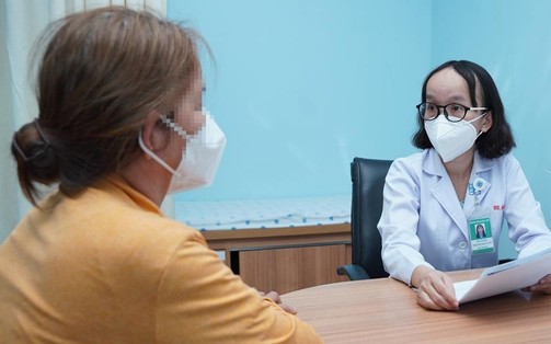 UỐNG THUỐC NGỦ TỰ TỬ SAU ĐỘT QUỴ, tin tức Mới nhất Người phụ nữ uống ...