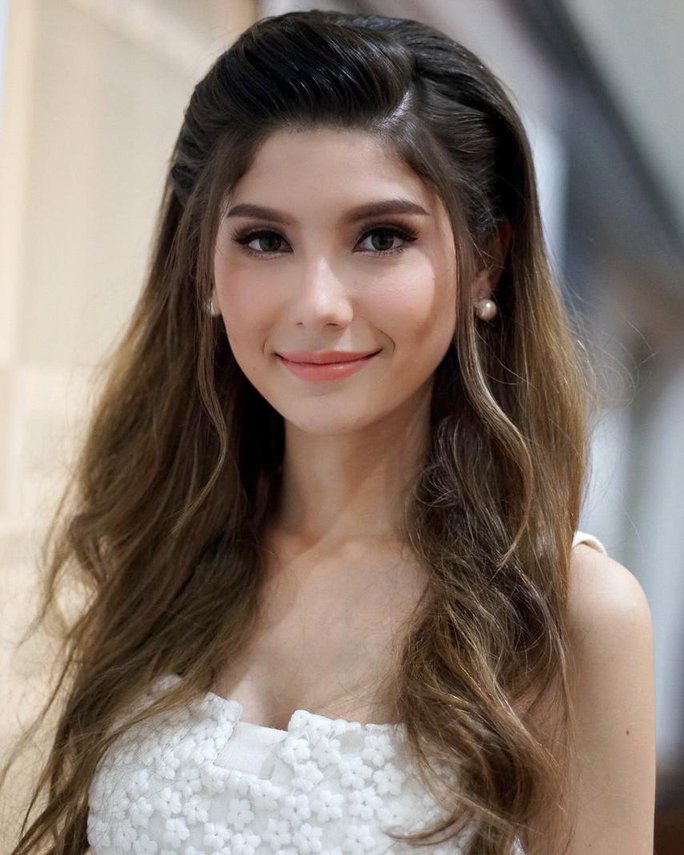 Người mẫu Thái Lan Sarah Casinghini tố bị quay lén tại nhà vệ sinh