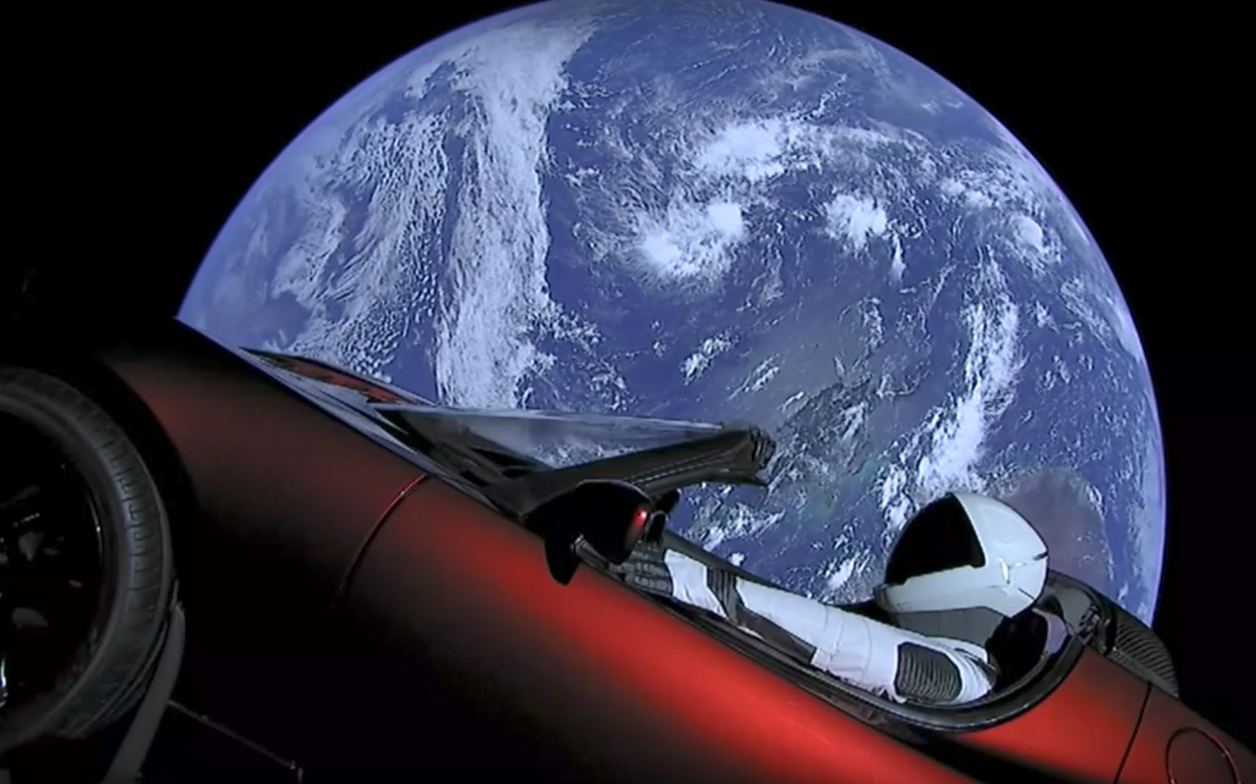 TESLA ROADSTER, tin tức Mới nhất Sau 4 năm được Elon Musk gửi vào vũ ...