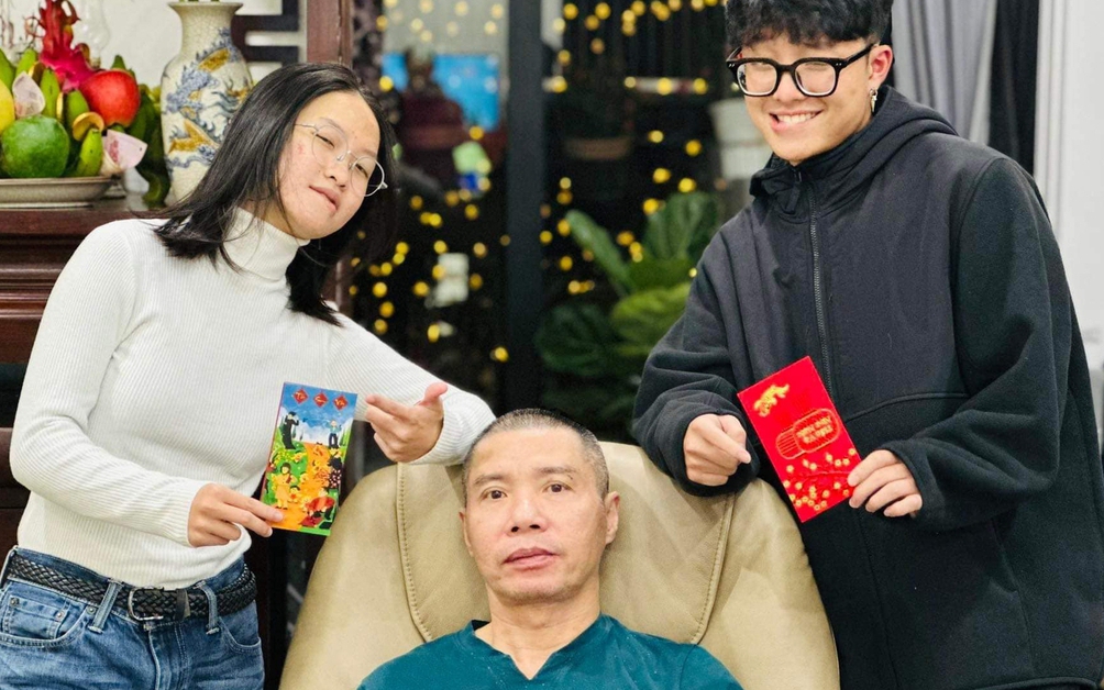 NS CÔNG LÝ, tin tức Mới nhất NS Công Lý bật khóc khi con đến chúc Tết ...