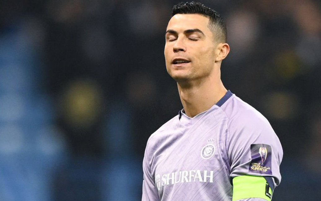 RONALDO BỊ CHỈ TRÍCH, tin tức Mới nhất Ronaldo bị fan dùng tên Messi ...