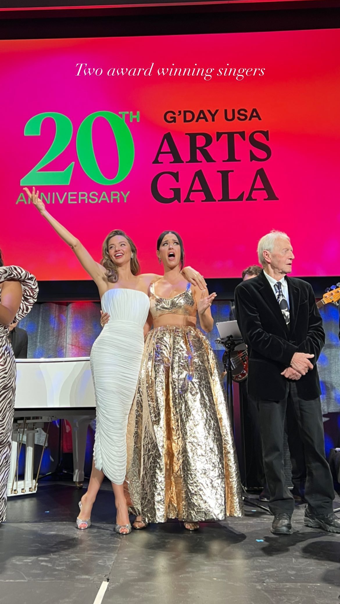 Khung hình vợ cũ - vợ mới của Orlando Bloom gây bão: Katy Perry bốc lửa ...