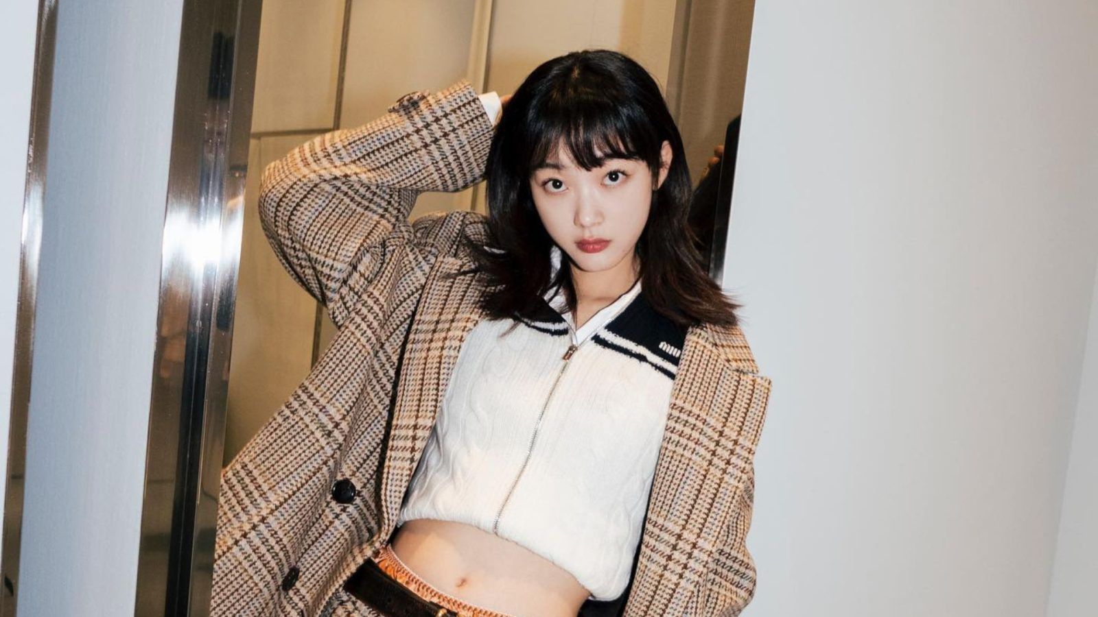 Lee Yoo Mi đóng liên tiếp 3 phim nổi tiếng toàn cầu, vừa tái xuất đã gây sốt vì màn lột xác tạo ...