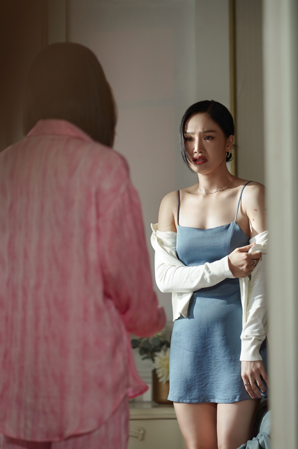 Miu Lê "cạch mặt" Phương Anh Đào sau khi đóng phim cùng nhau?