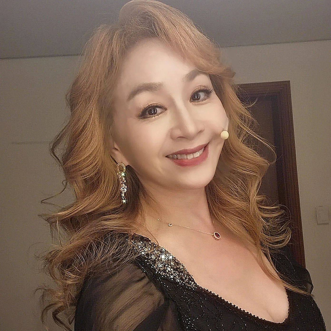 Park Hae Mi phim Gia Đình Là Số 1 sành điệu trẻ trung khó tin ở tuổi 59 ...