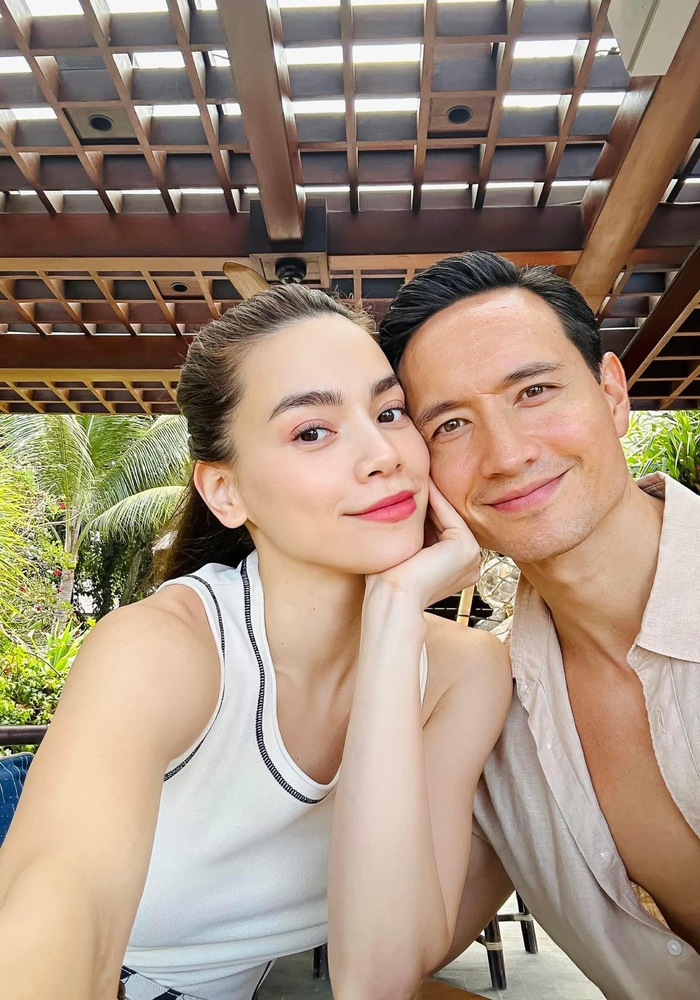 Kim Lý hé lộ ảnh cưới với Hồ Ngọc Hà, hôn lễ được trông chờ sắp đến?