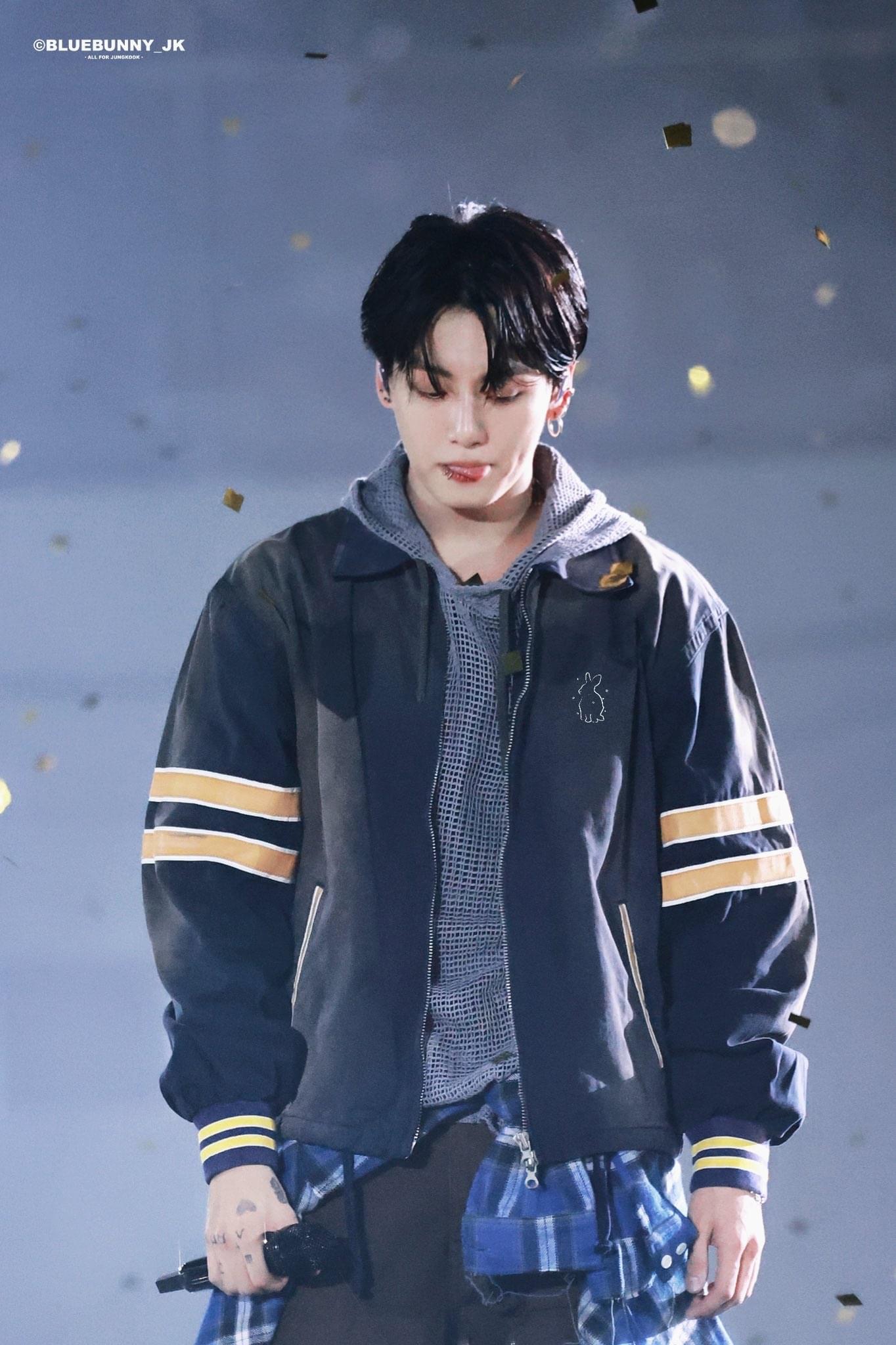 Jung Kook quá ngầu khi nhảy cùng Usher