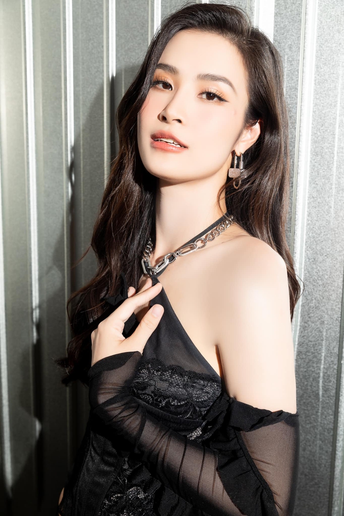 ChatGPT phong luôn Hoàng Thùy Linh, Đông Nhi, Bích Phương làm diva Việt Nam, có gì đó sai sai?