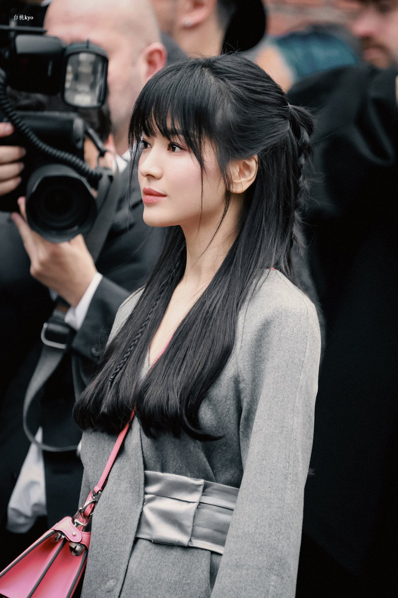 Đây là tạo hình xấu nhất trong sự nghiệp của Song Hye Kyo, cả phim ...