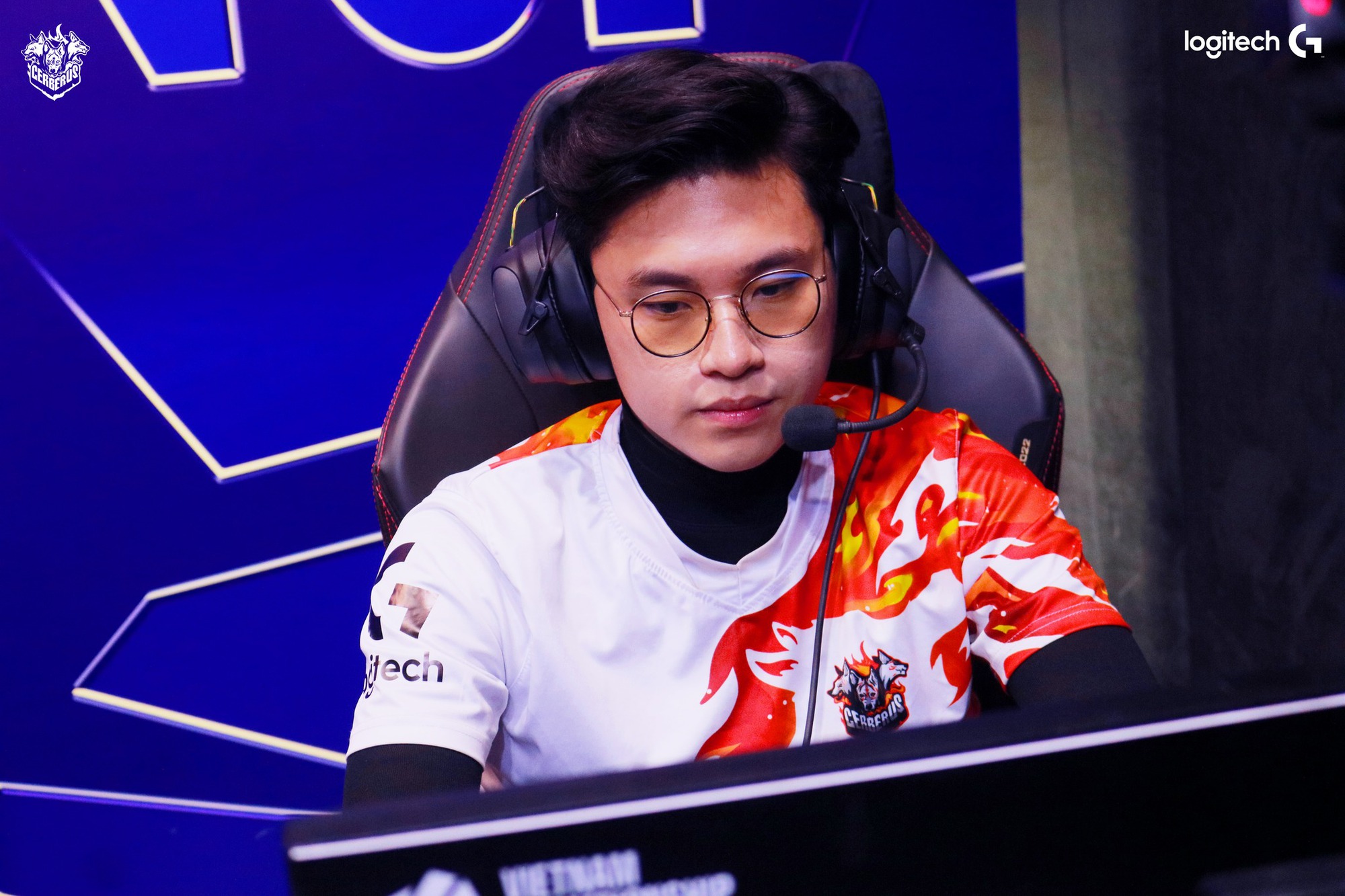 Top tuyển thủ VCS: "Đẹp trai, tài năng, tư duy đỉnh cao"