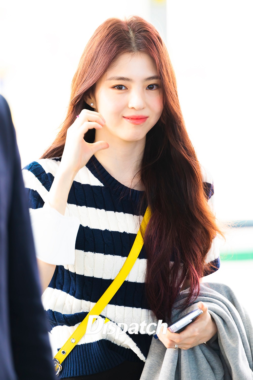 "Bản sao Song Hye Kyo" Han So Hee gây chú ý với khoảnh khắc như cảnh ...