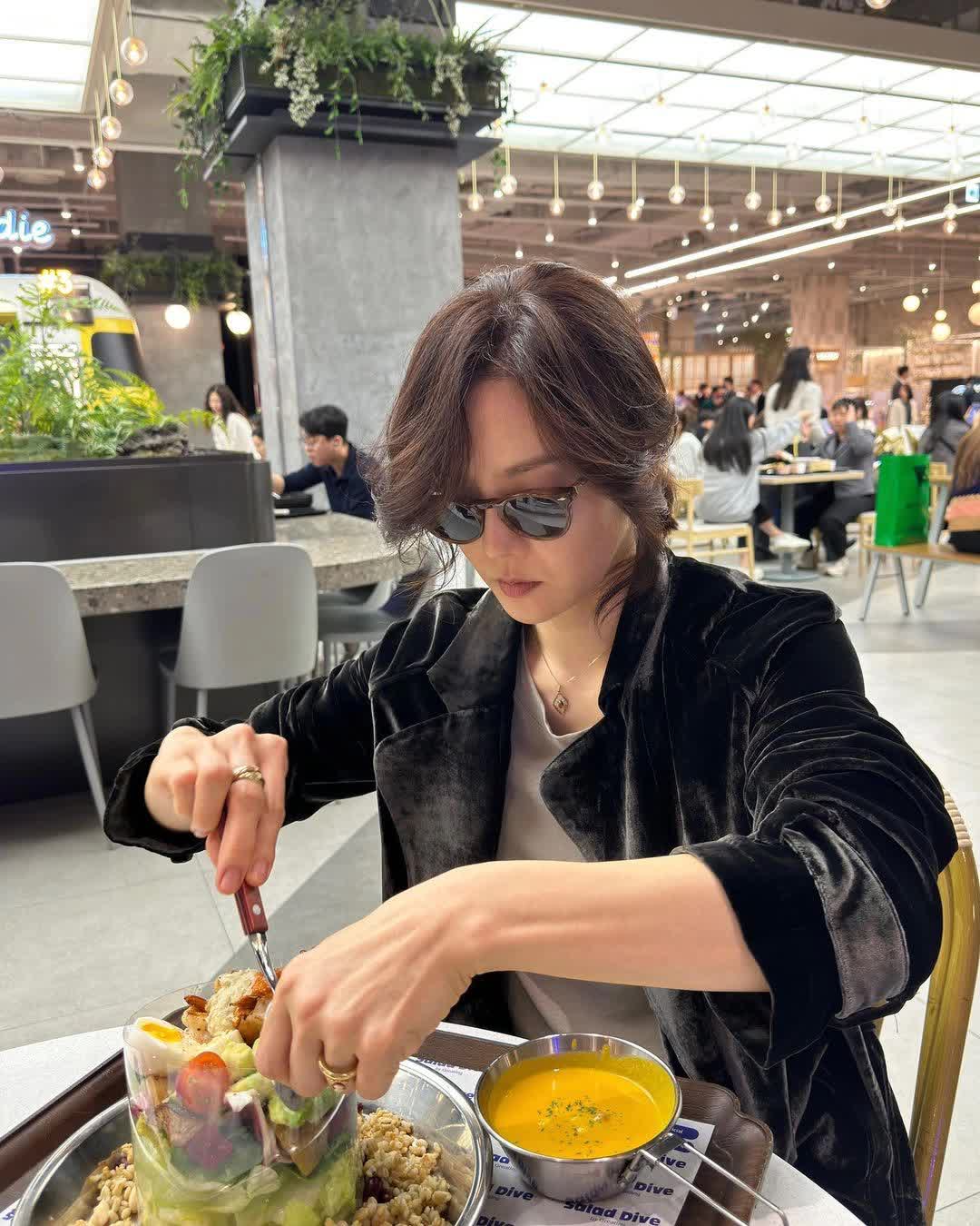 Cuộc sống hiện tại của "tình đầu quốc dân" Chae Rim ở tuổi 44: Làm mẹ ...