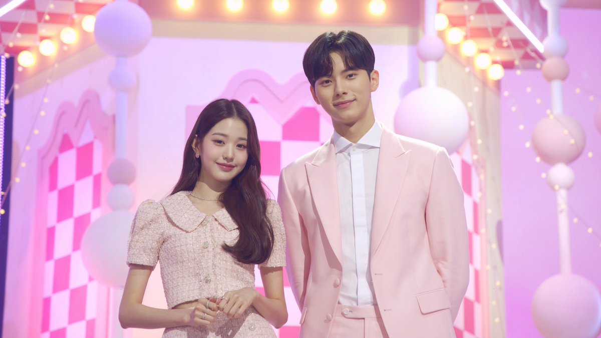 Jang Won Young cao 1m73 vẫn hóa “người tí hon” khi đứng cạnh Lee Kwang Soo