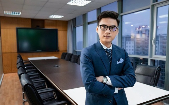 CEO BỊ TỐ LĂNG NHĂNG, tin tức Mới nhất Vụ CEO đã có vợ con, bị tố lăng ...