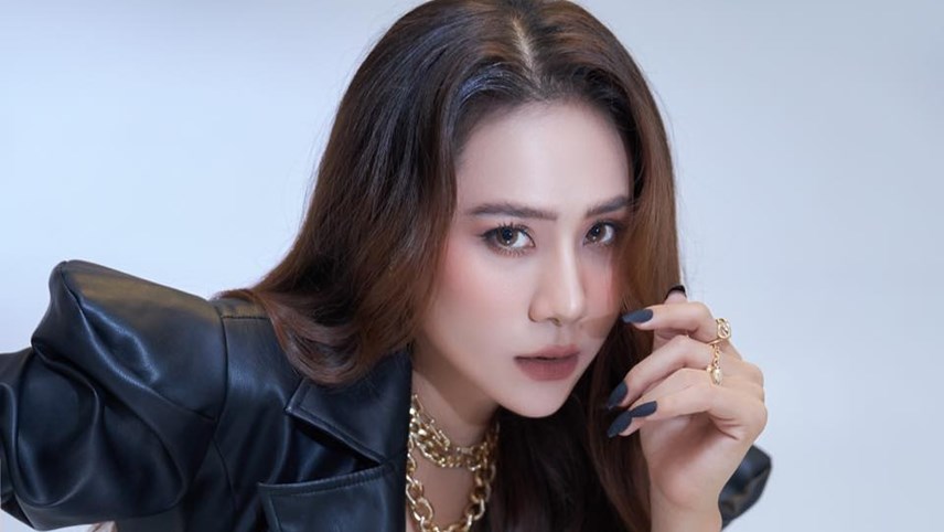 Những Góc Khuất Lần đầu được Tiết Lộ Về Diễn Viên Hồ Bích Trâm