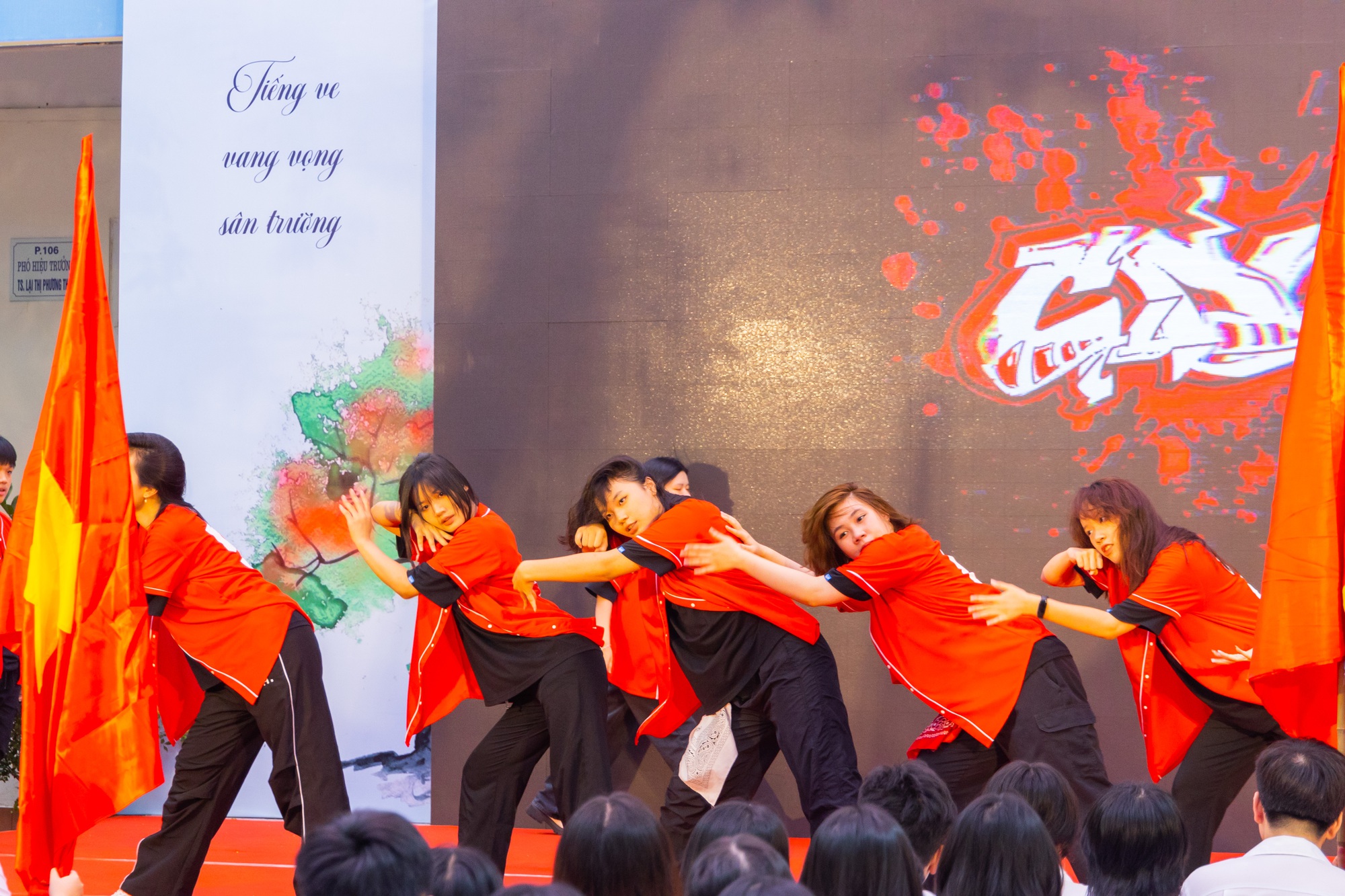The Closing Ceremony Of The High School In The Heart Of The National The Closing Ceremony Of The High School In The Heart Of The National