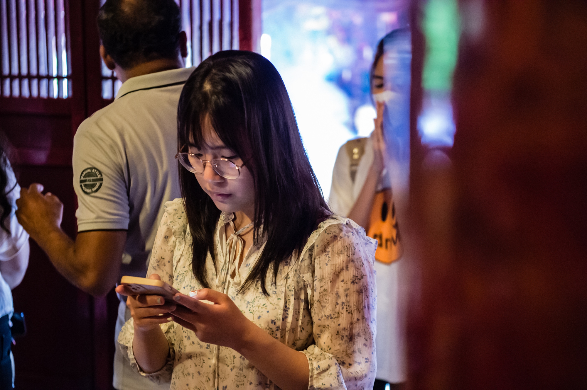 Hàng nghìn sĩ tử 2k5 cầu may trước kỳ thi tốt nghiệp THPT 2023 tại Văn Miếu - Quốc Tử Giám