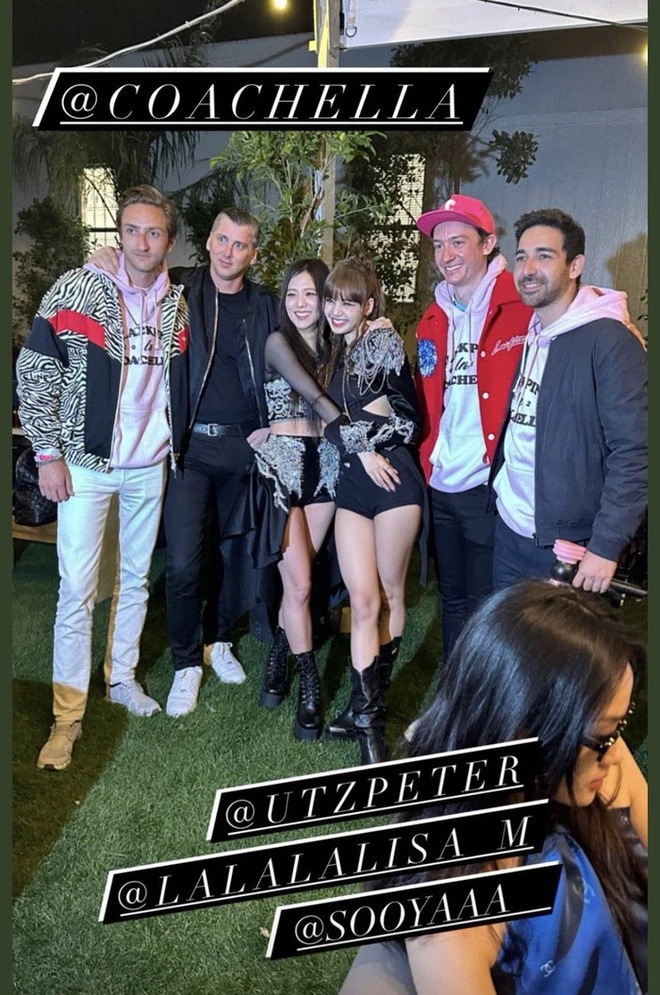 Dân mạng Hàn hết mực ủng hộ chuyện Lisa hẹn hò