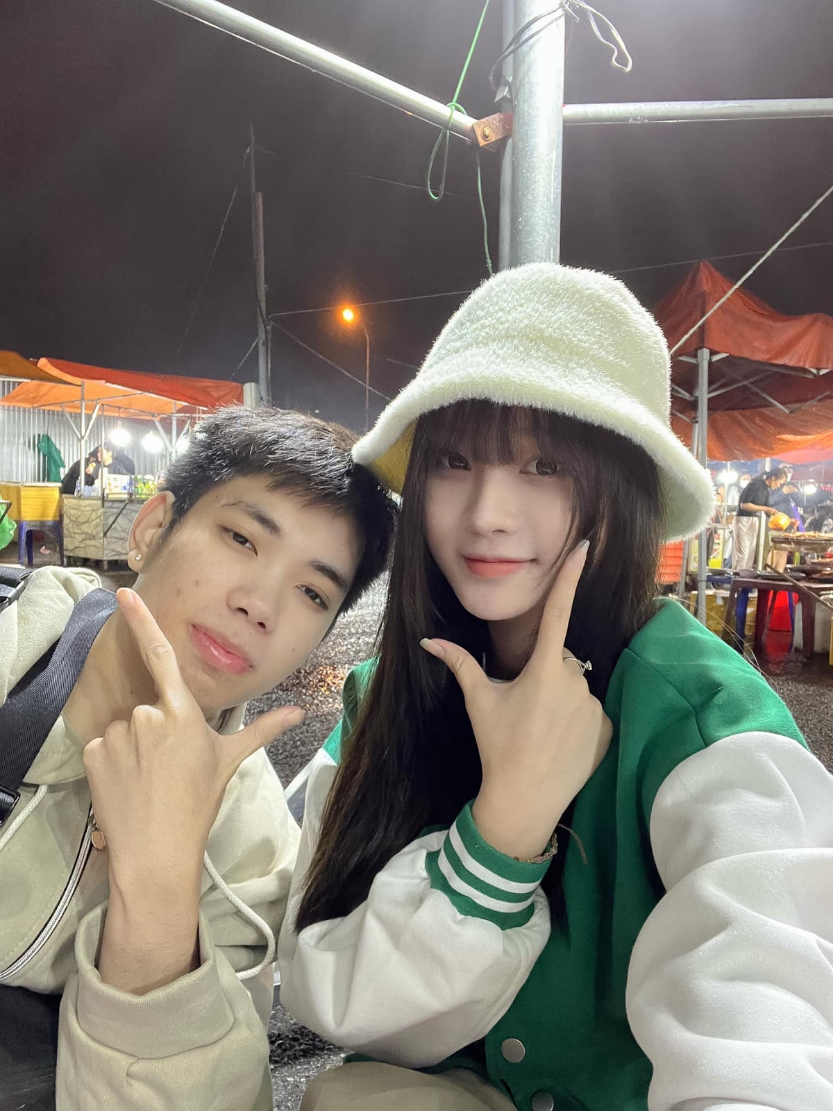 Quang Hải hé lộ cách xưng hô ngọt ngào với bạn gái MC