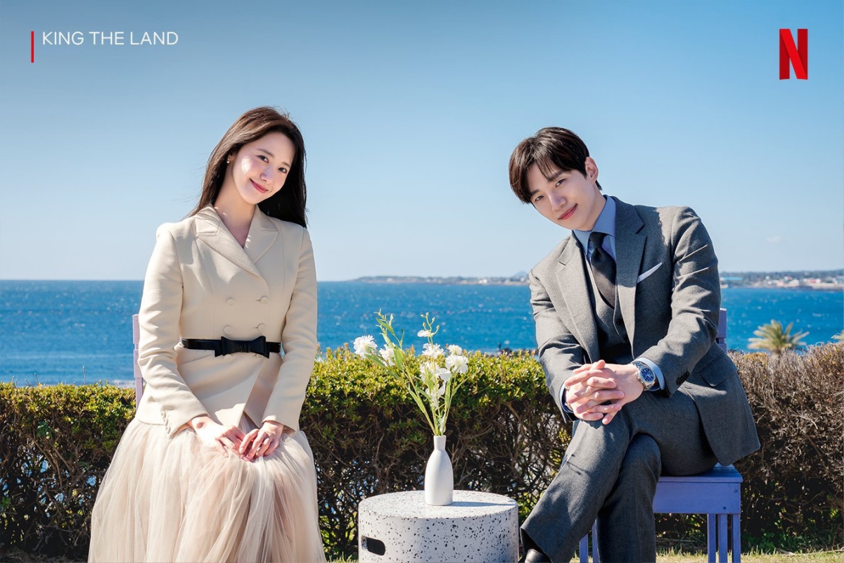 Nữ chính "King The Land" Lim Yoona giàu cỡ nào?