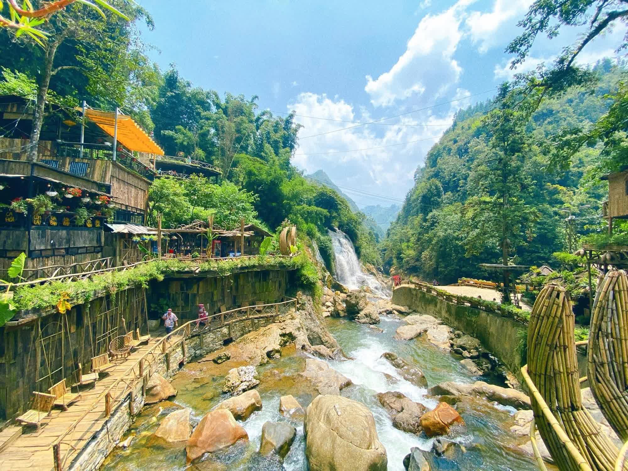 Cập nhật bảng giá vé tham quan các điểm du lịch Sa Pa