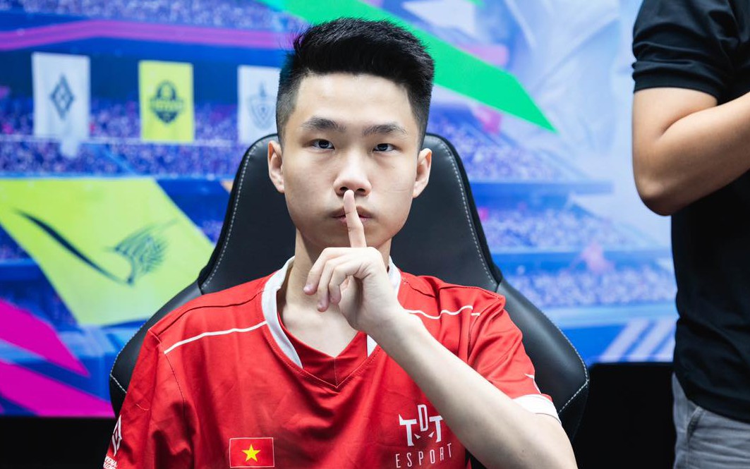 YIWEI, tin tức Mới nhất Thần đồng Yiwei vắng mặt ở Đấu Trường Danh Vọng ...