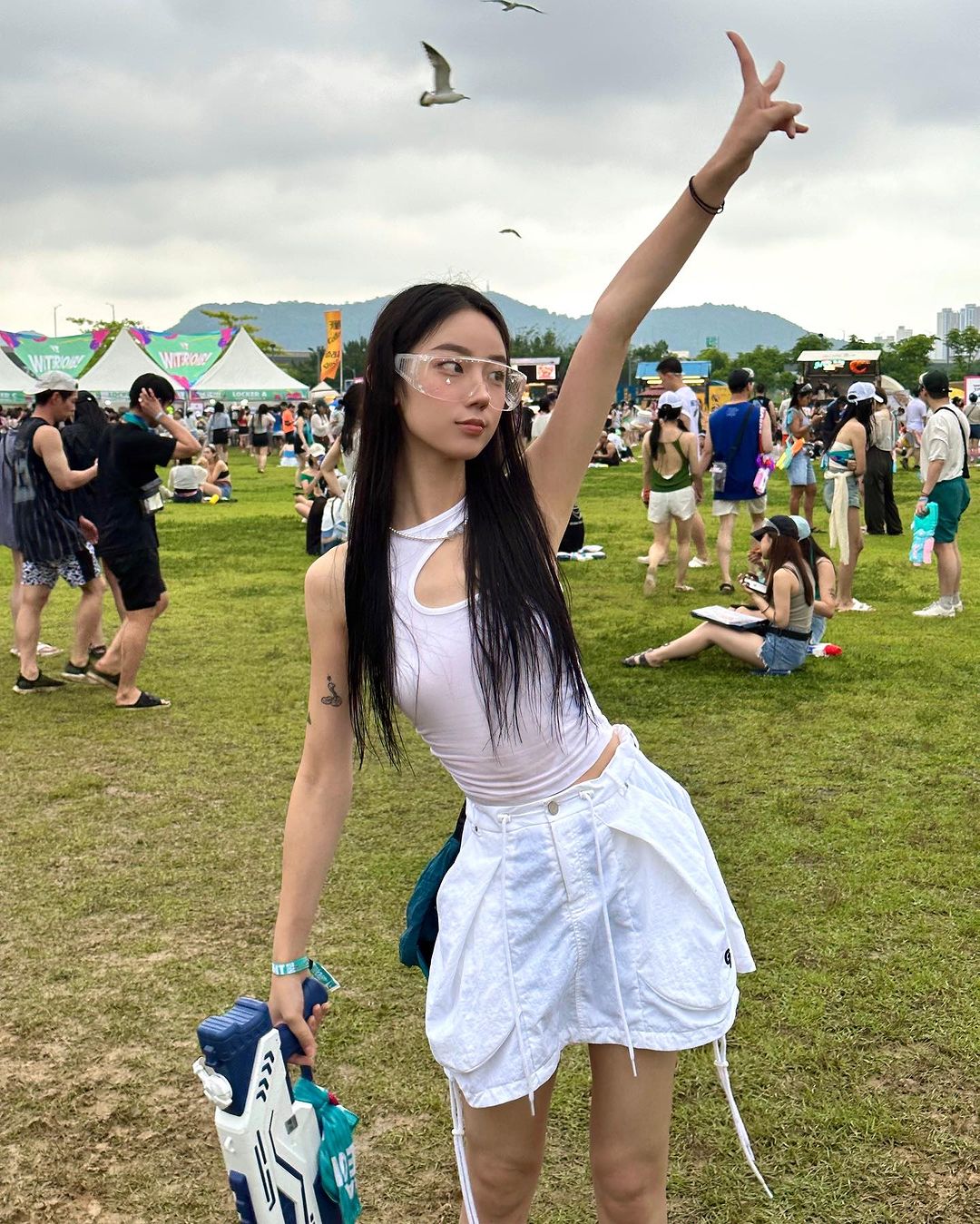 Peyz khiến cộng đồng LMHT trầm trồ vì chị gái "cực phẩm", từng được fan "đẩy thuyền" với siêu ...