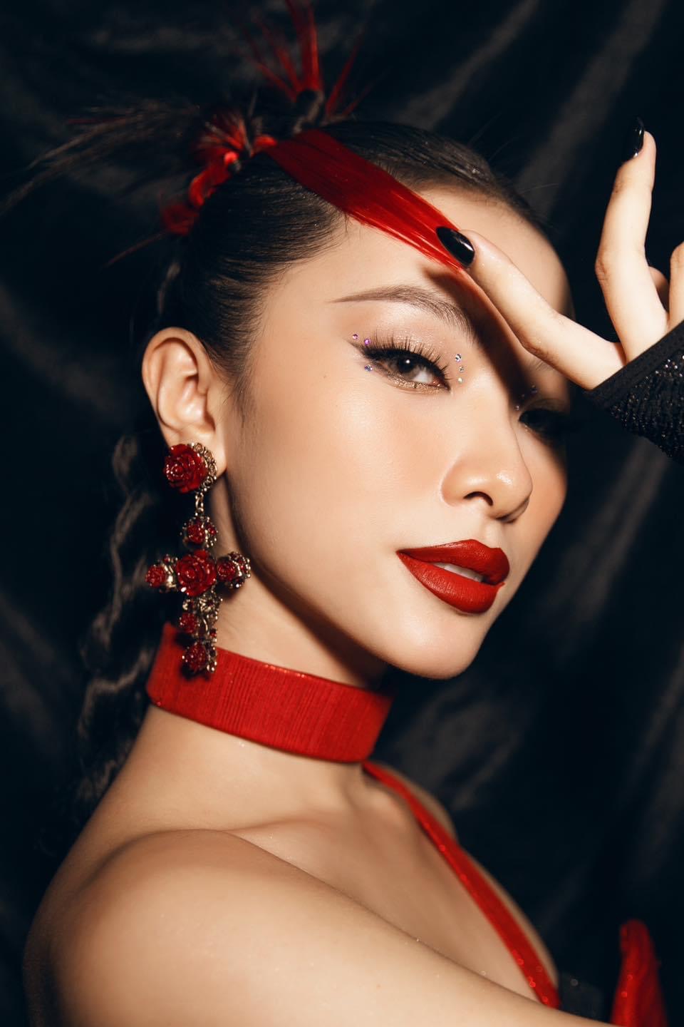 Các thí sinh Miss Grand đang make-up thì phải “trả bài vũ đạo”, “Kim Dung 079” nhảy thế nào mà ...