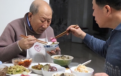 NUÔNG CHIỀU CON CÁI, tin tức Mới nhất Lương hưu gần 30 triệu đồng, cụ ...