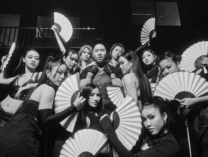 24k.Right tung MV mới ngay sau khi trở thành Á quân