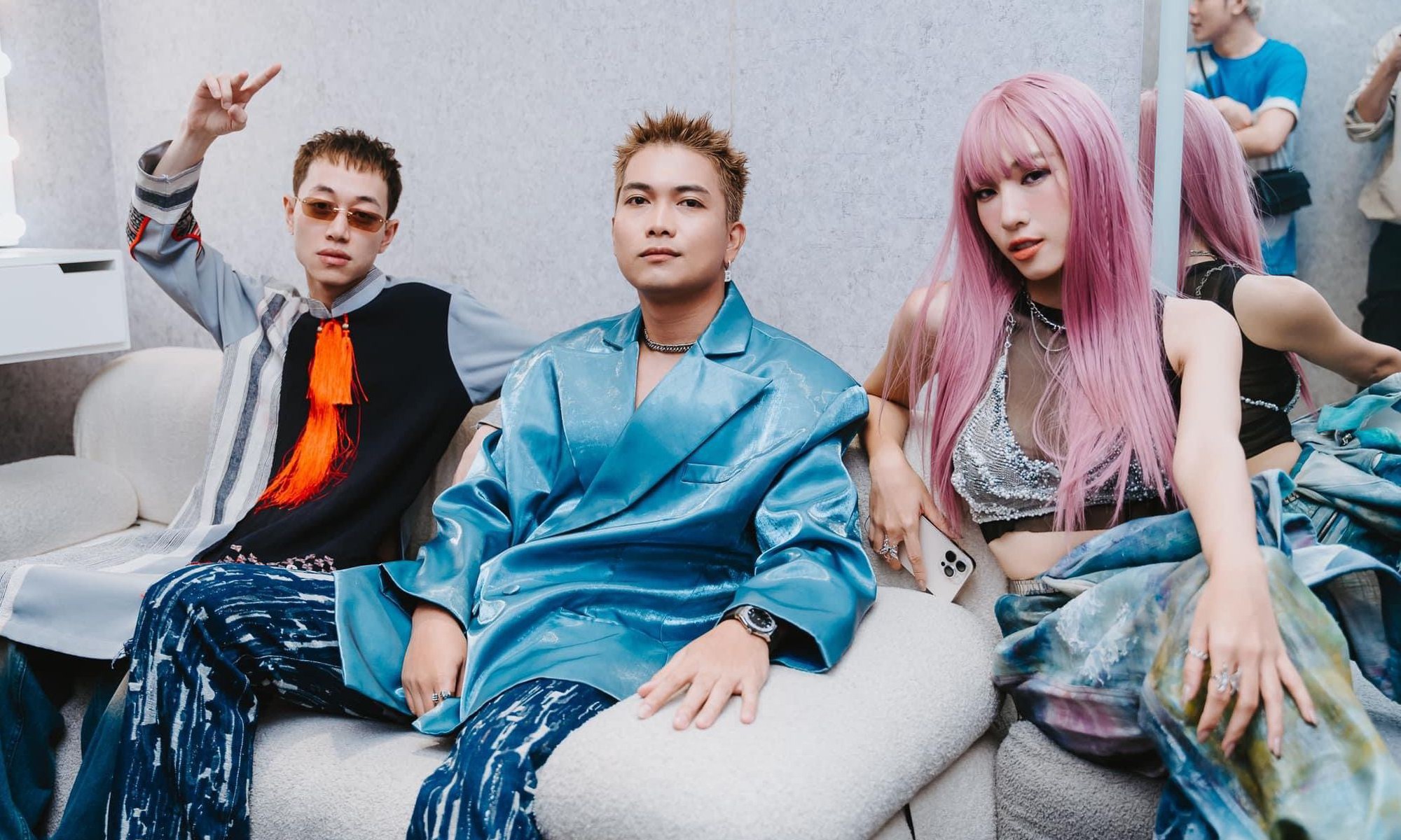 Double2T đứng cùng sân khấu với bà xã BigDaddy