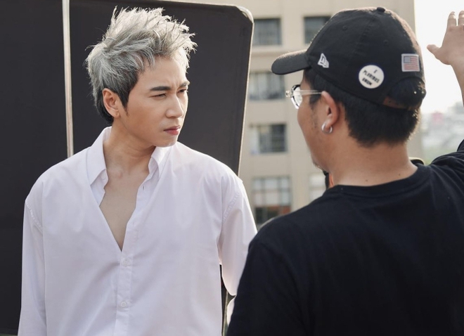 Karik lần đầu lộ diện sau khoảnh khắc mệt mỏi bất thường tại Chung kết ...