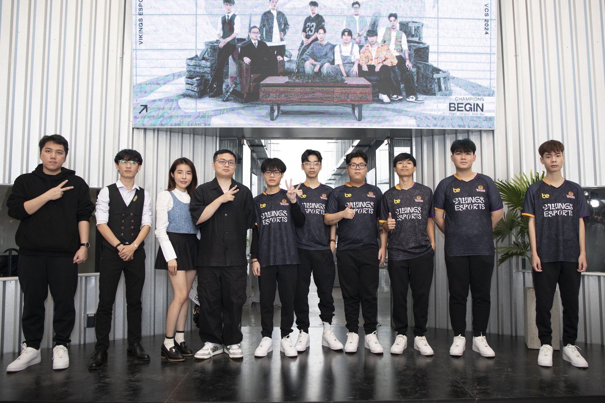 SofM chính thức trình làng đội tuyển do mình sở hữu, hé lộ thông tin có ...