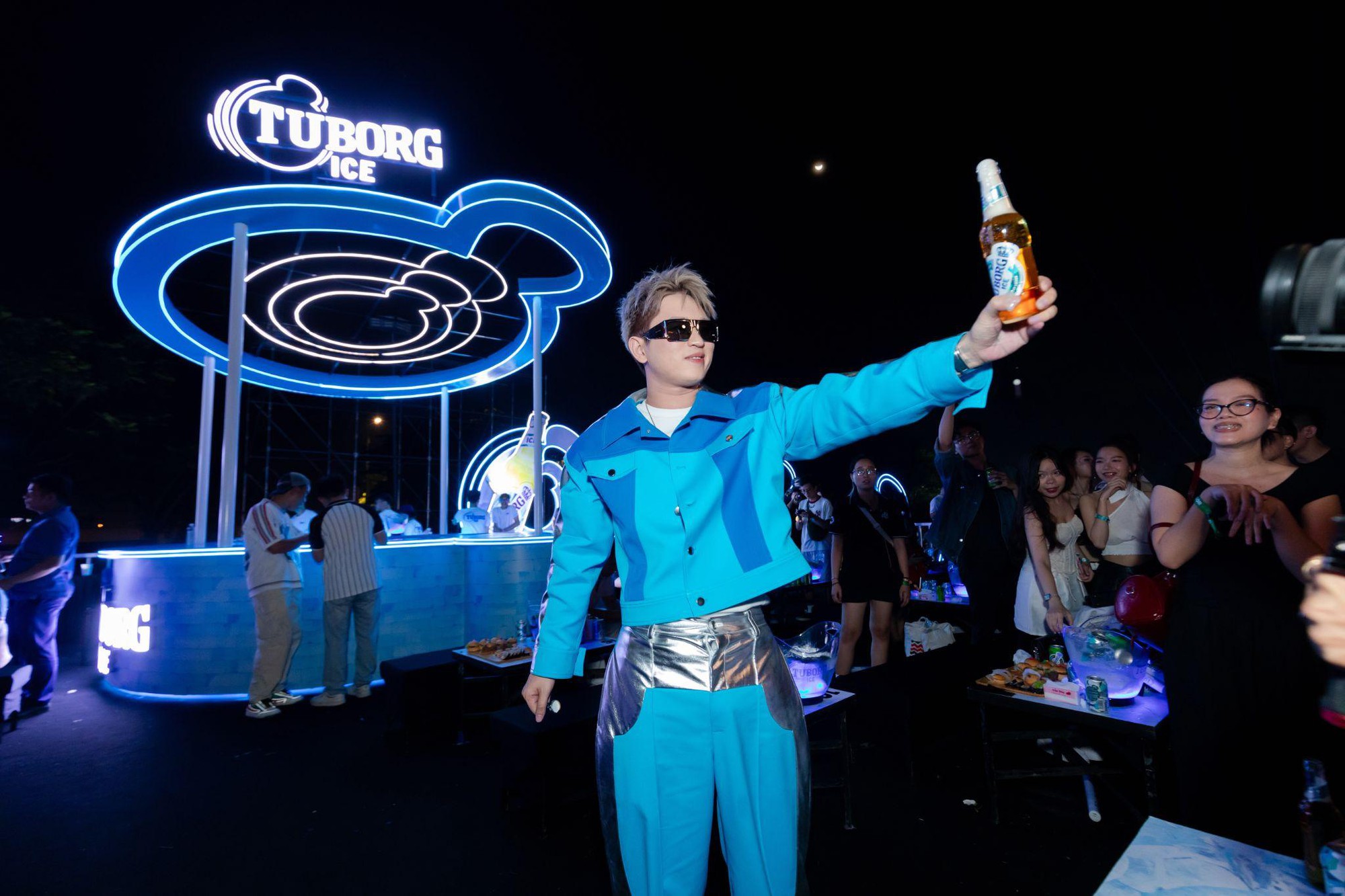 Tuborg cùng hơn 10.000 ravers TP.HCM thổi bùng tinh thần “chơi phải tới ...