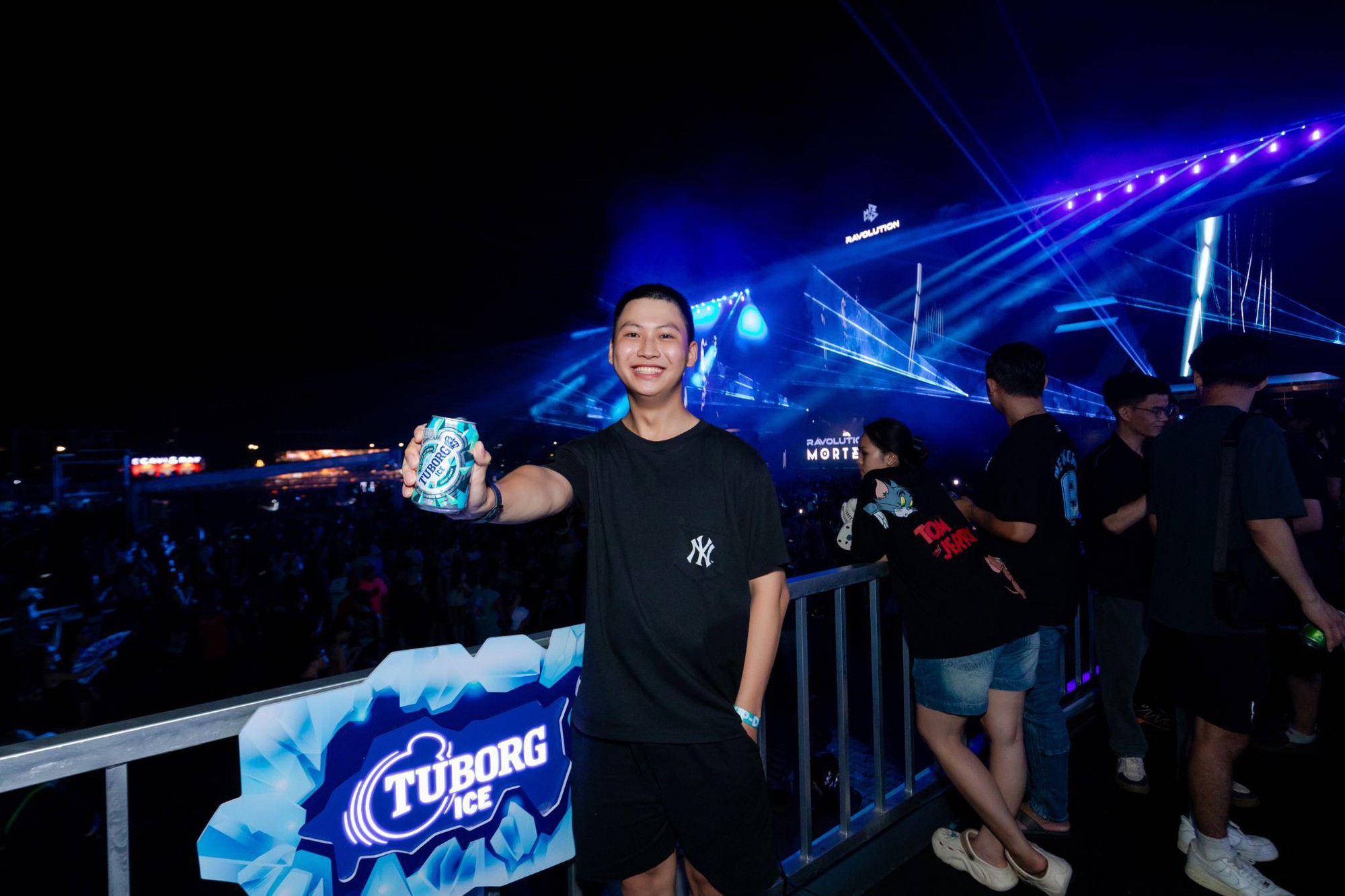 Tuborg cùng hơn 10.000 ravers TP.HCM thổi bùng tinh thần “chơi phải tới ...