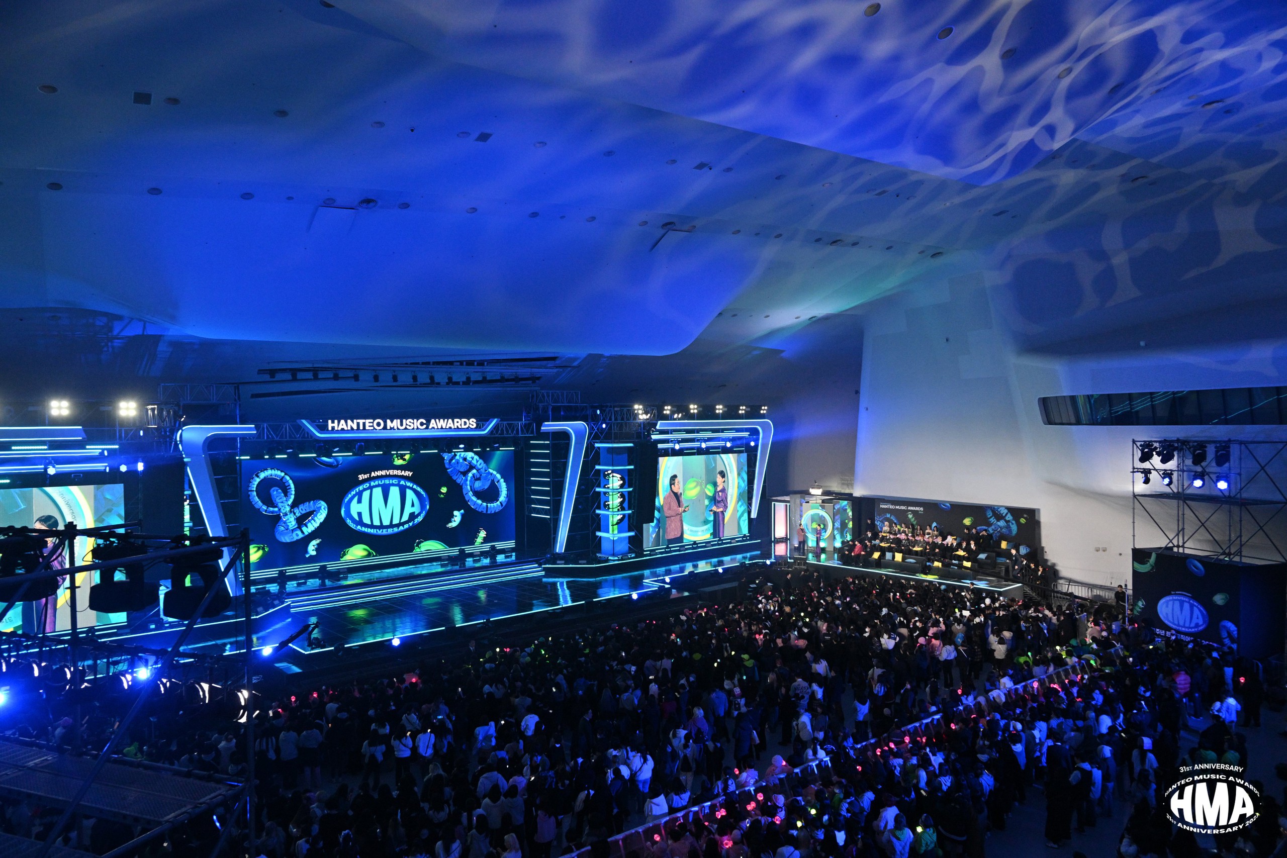 "Misfortune" Hanteo Music Awards: An audience member had a hygiene ...