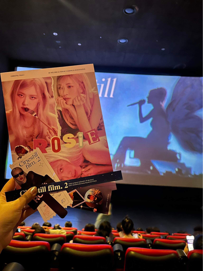 Fan Việt chơi lớn mang "phim fanmade" của Rosé (BLACKPINK) công phá 2 ...