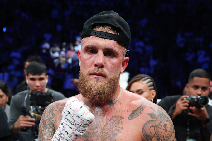 "Tay đấm thép" Mike Tyson bất ngờ tái xuất võ đài ở tuổi 58, so tài ...